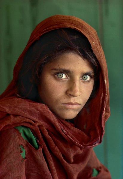 Mi Photomundo : Steve McCurry y La niña Afgana – Loren Fotografía