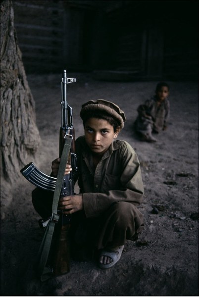 Mi Photomundo : Steve McCurry y La niña Afgana – Loren Fotografía